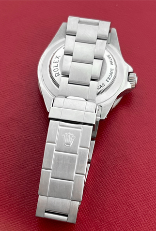 Mens Rolex Sea Dweller 4000 Model 16600 For Sale